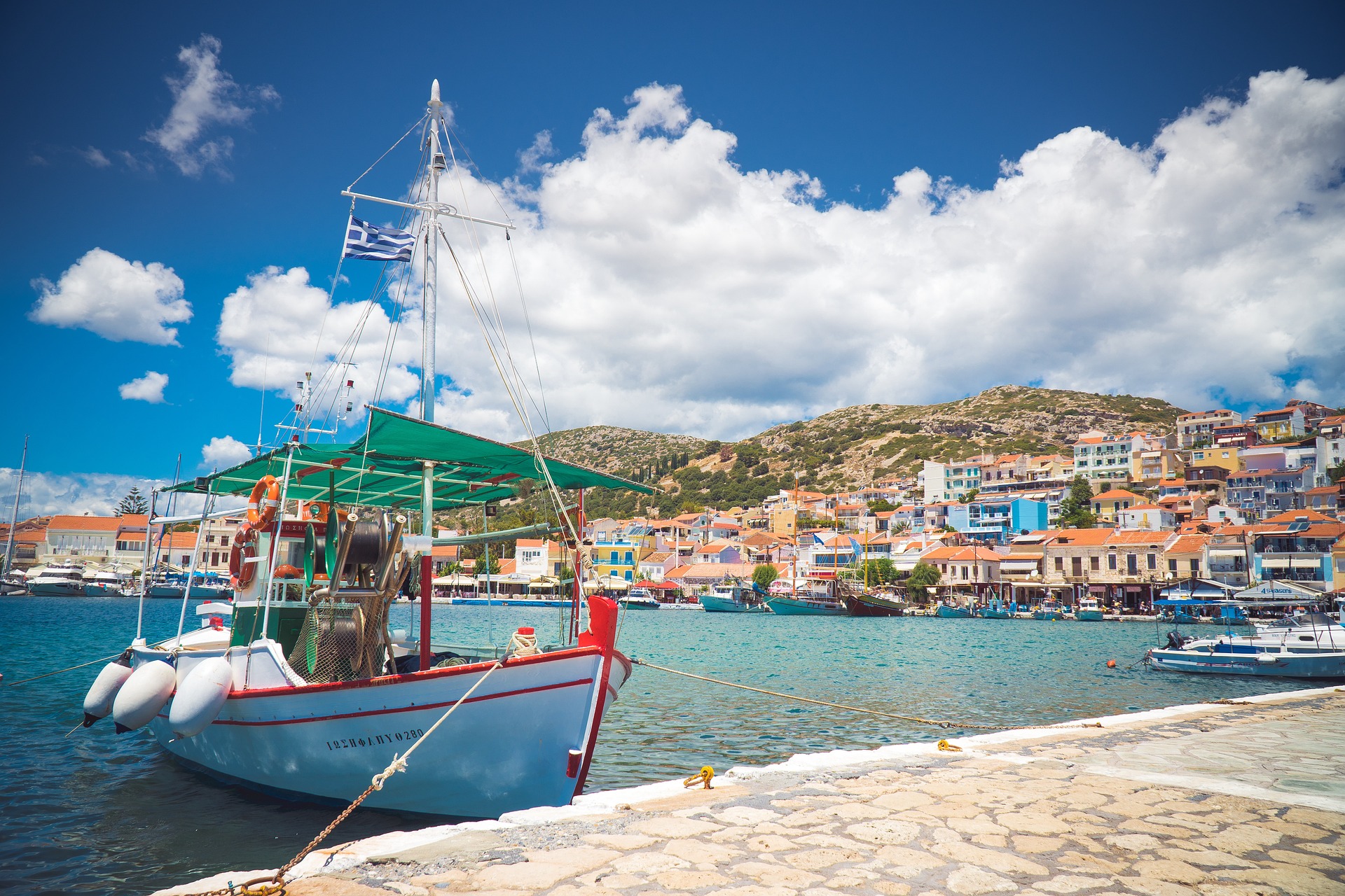 Fishing villages: 7 gems embodying the hospitality of Greek islands
