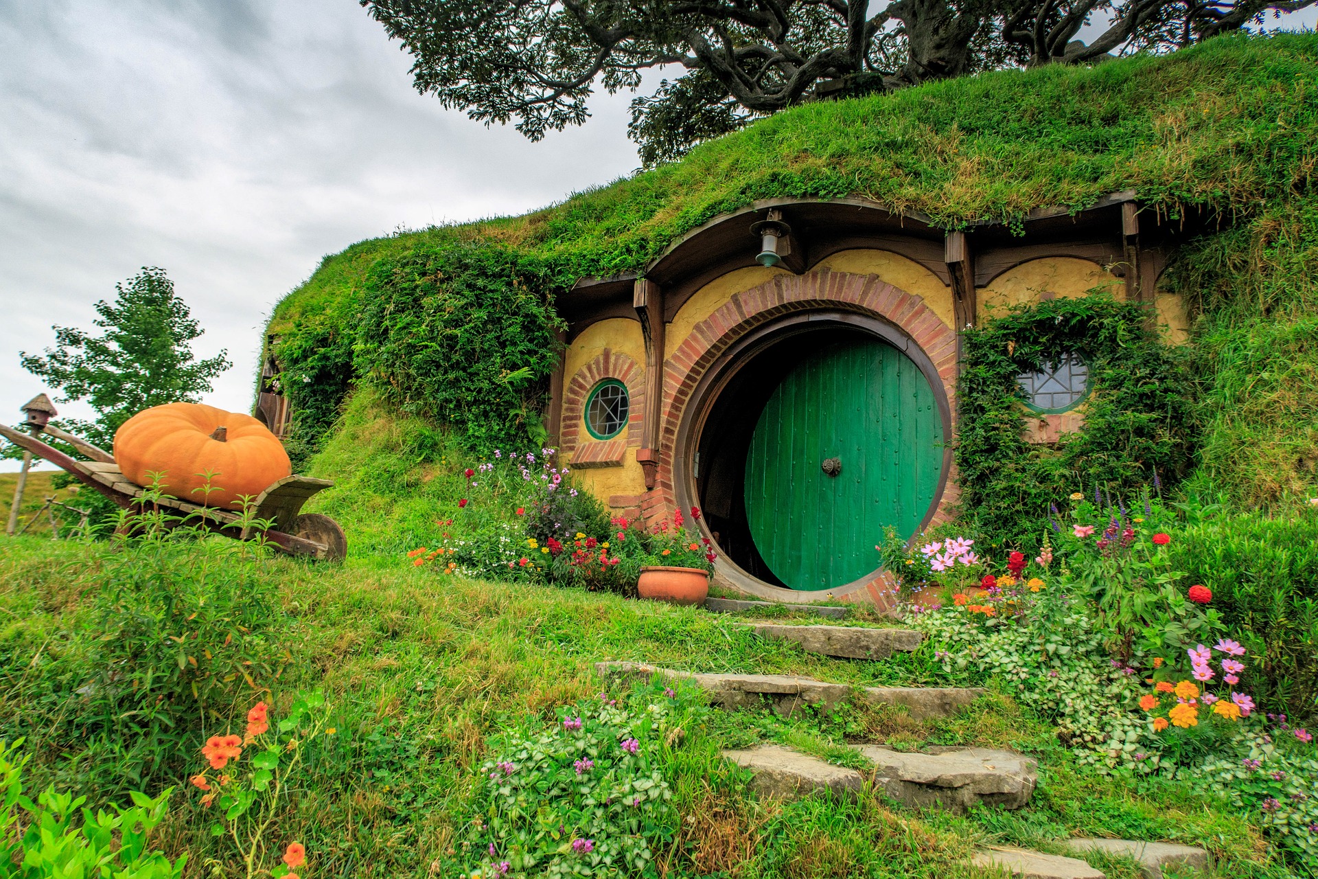Hobbit houses you can visit and live like Frodo Baggins